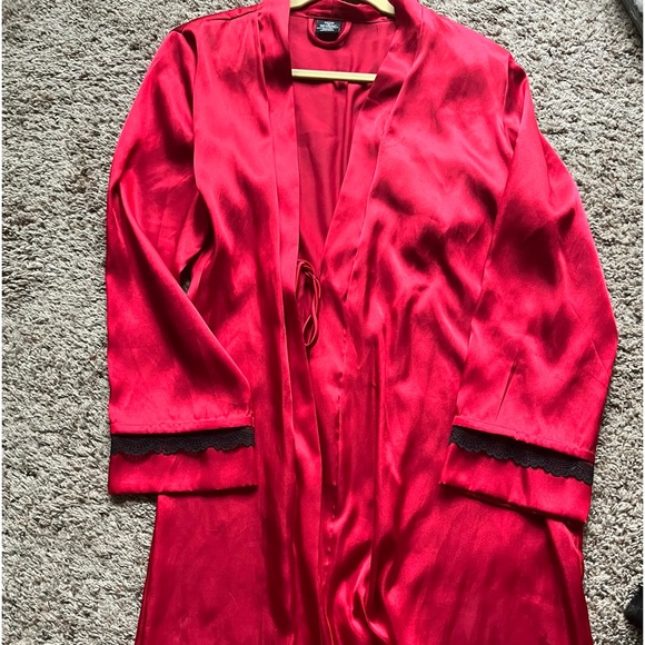 Apt. 9 | Intimates & Sleepwear | Red Satin Type Short Robe | Poshmark